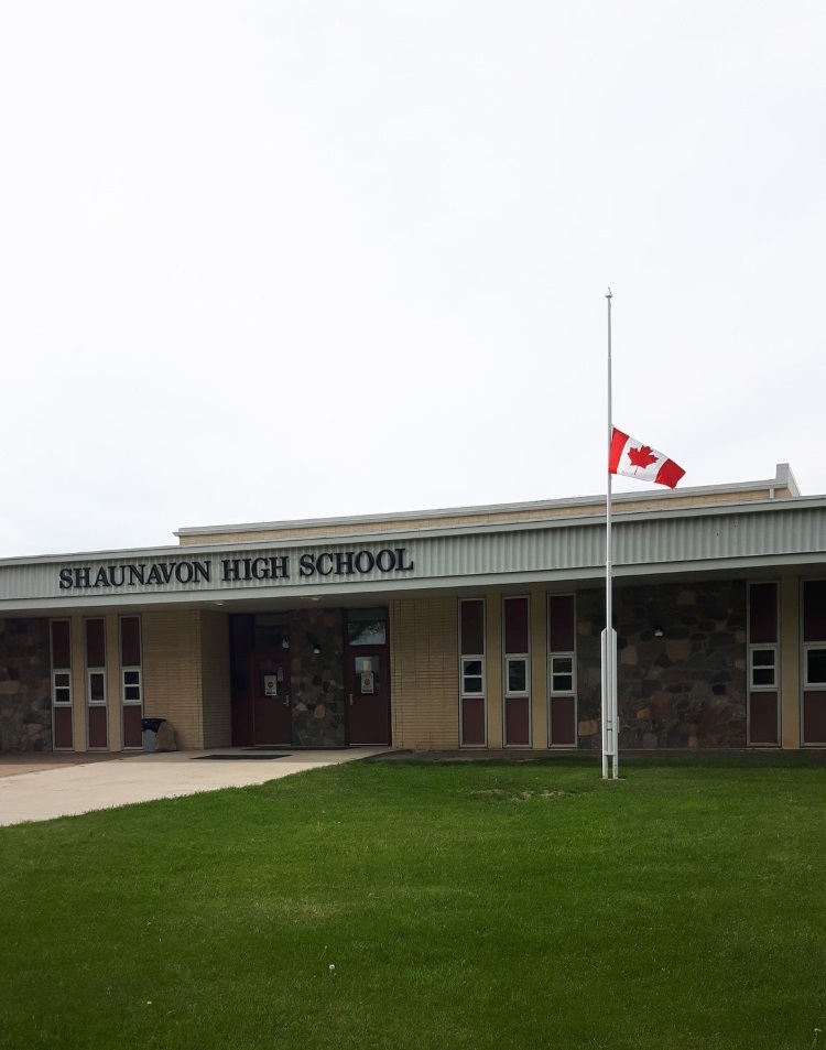 Flags in Shaunavon Lowered to Half-Mast - SwiftCurrentOnline.com ...
